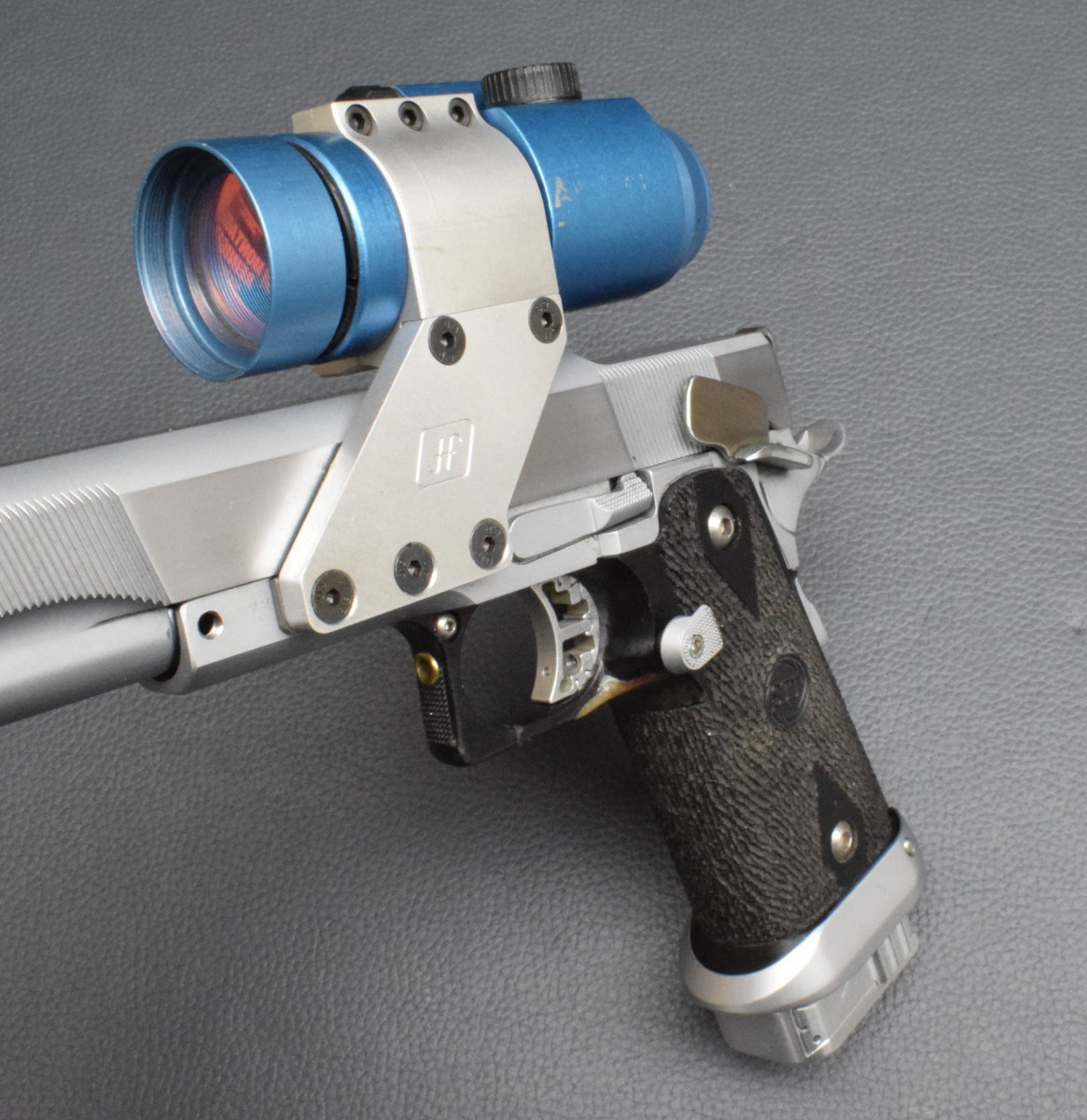 Les Bear Custom Pistole, Großraumgriff, 38 Super Auto, Aimpoint Comp - eGun