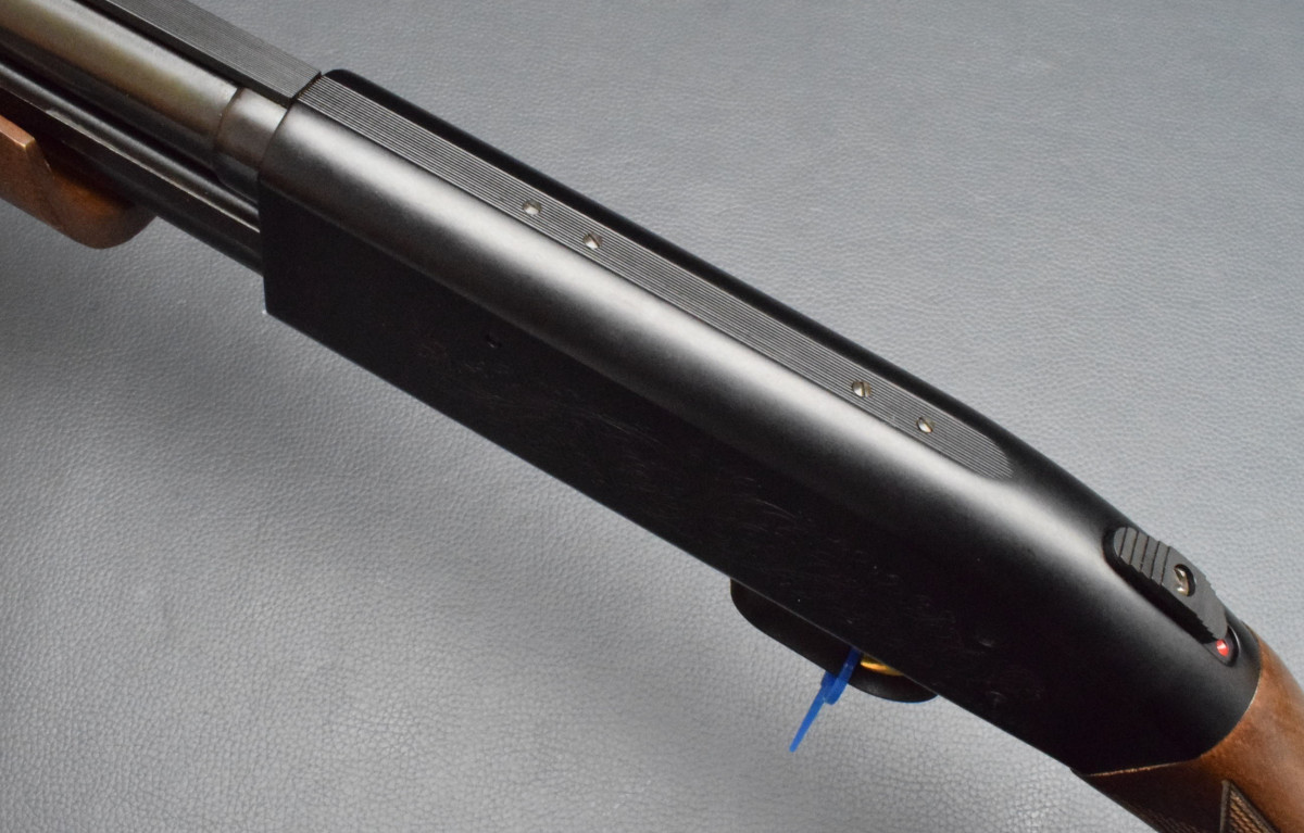 Mossberg Repetierflinte Kaliber. 20/76, LL 65cm, WE-Chokes,Neuware aus ...