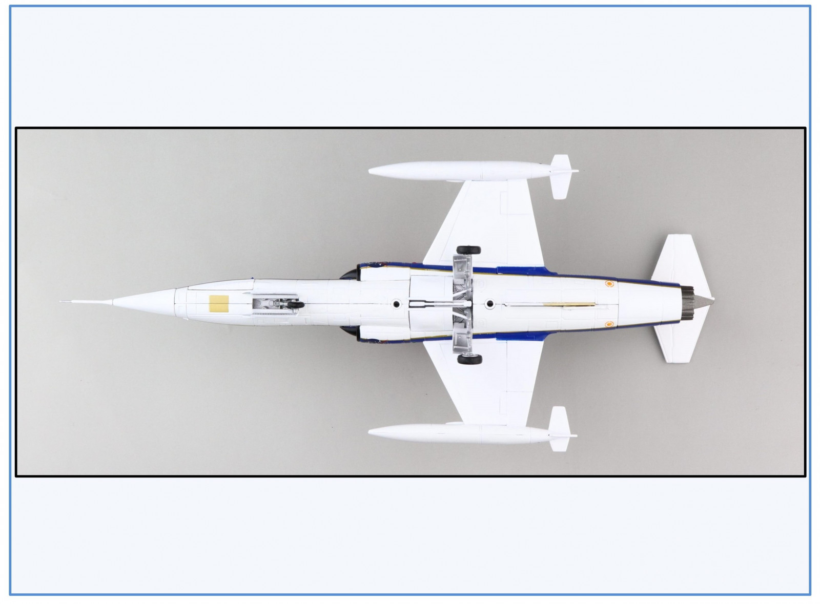 HA1047 Lockheed F-104N NASA #811, 1979, Hobbymaster... nur 71.90 EUR