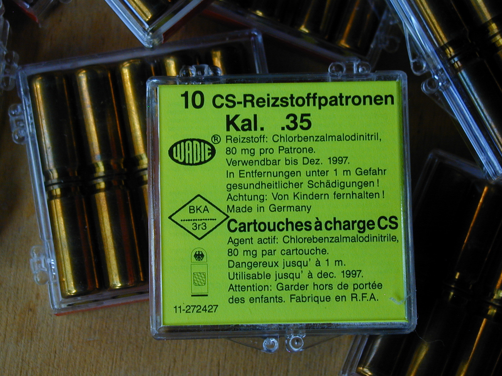 100 Stück Gaspatronen Kaliber .35 (9 x 25 mm) CS-Gas von WADIE - eGun